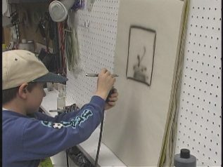 How To Use an Airbrush (Airbrush Lesson 1) - Airbrush Guru